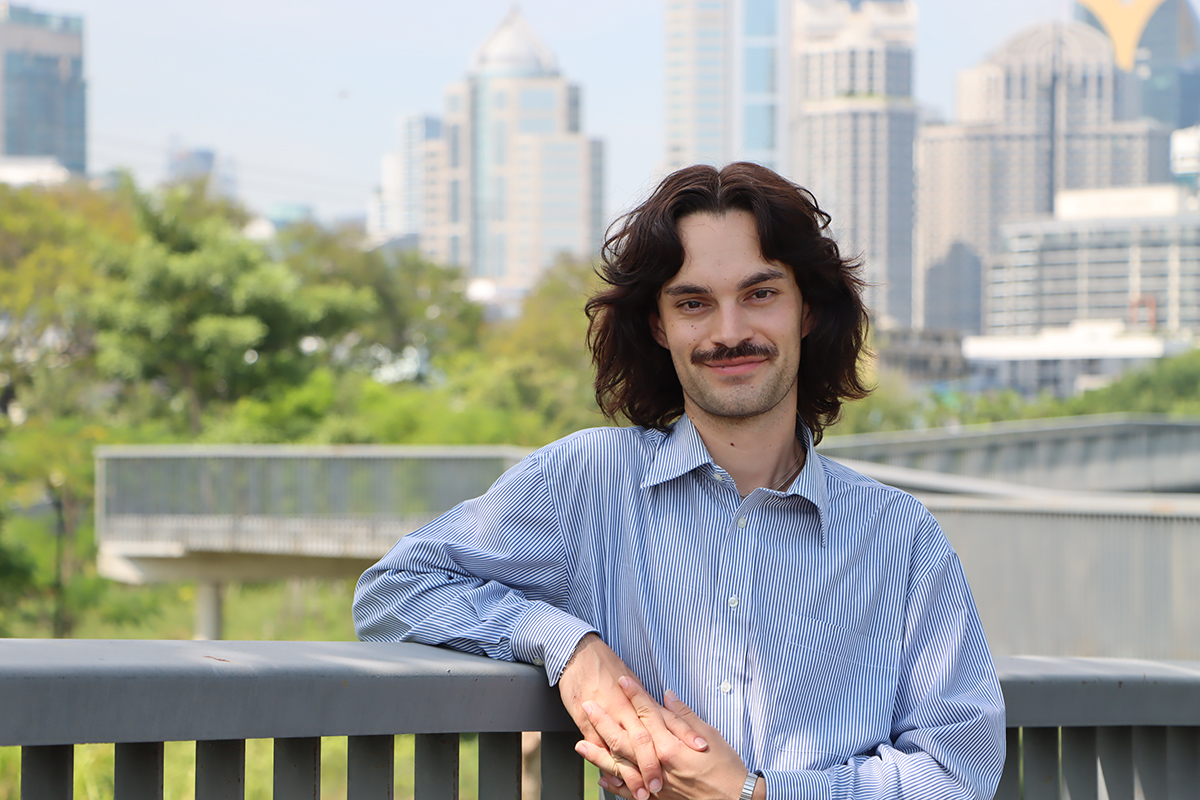 Increasing Indigenous Australian youth engagement in international ...